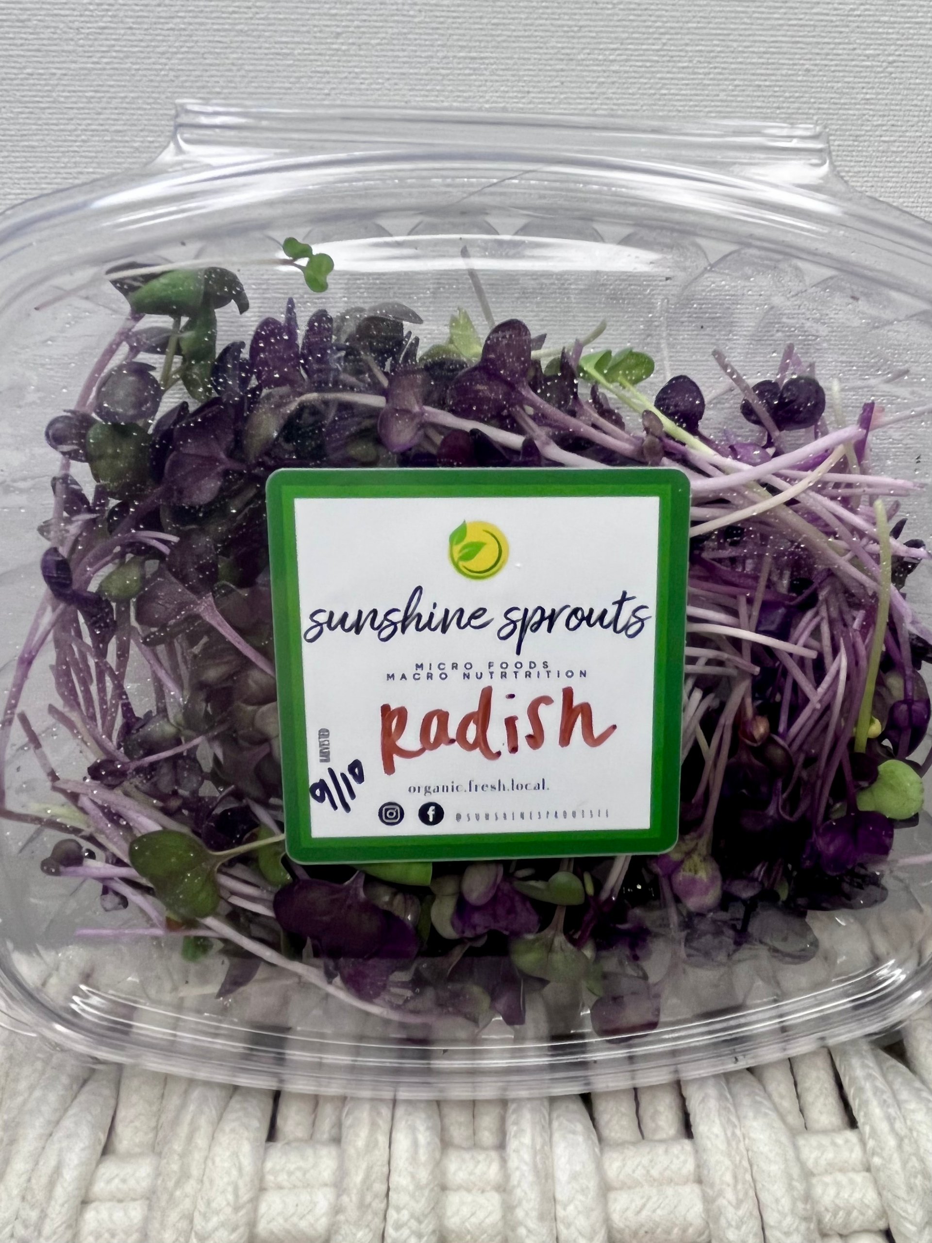 Organic Radish Microgreens on Farmish